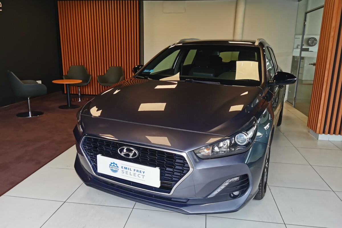 Używany Hyundai i30 '2019 Benzyna 140KM Aut. | Bawaria Motors Katowice ...