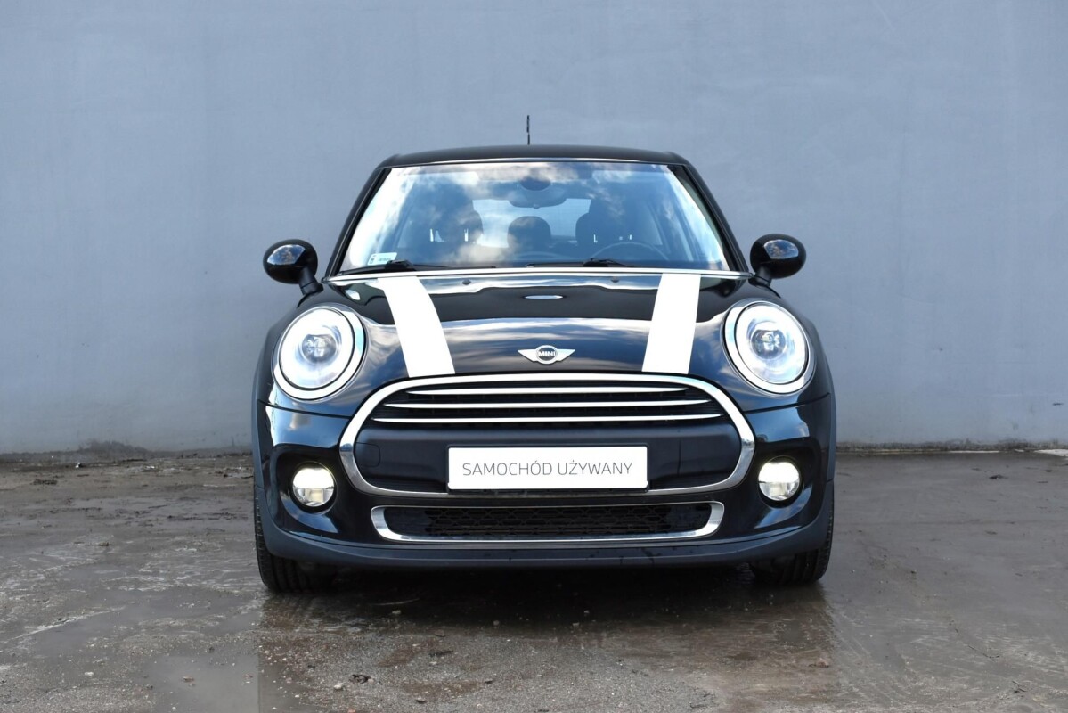 Używany MINI One '2017 Benzyna 102KM Aut. | Bawaria Motors Gdańsk ...