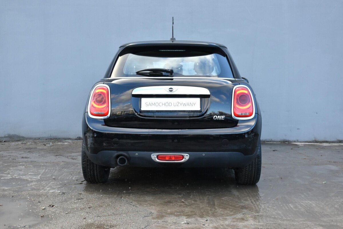 Używany MINI One '2017 Benzyna 102KM Aut. | Bawaria Motors Gdańsk ...